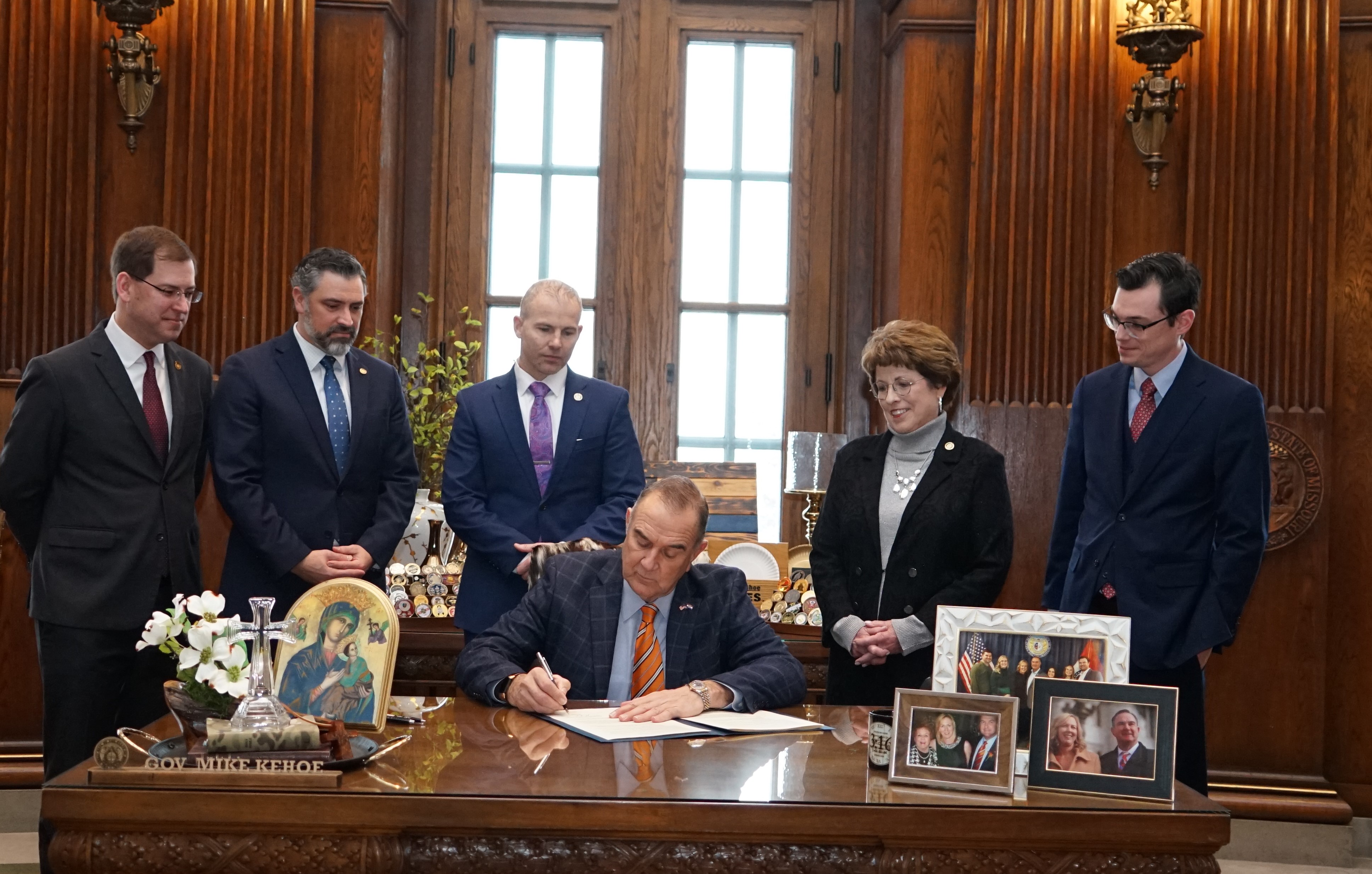 Governor Mike Kehoe Issues Executive Order to Eliminate DEI Programs in Missouri State Agencies ...